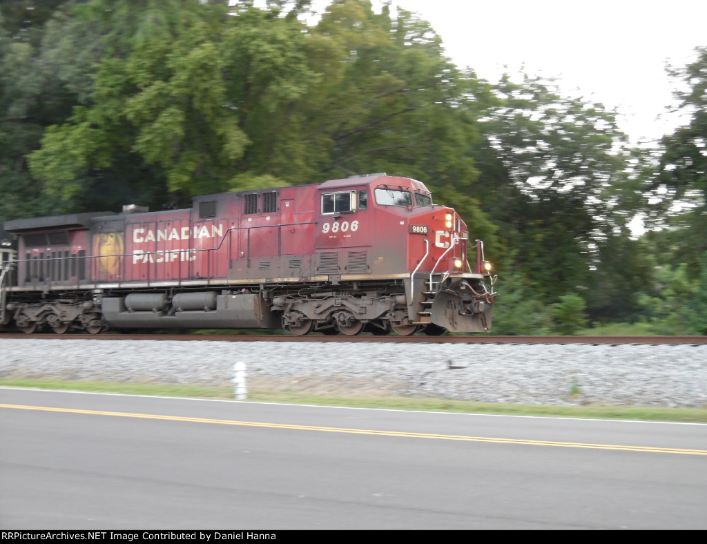 Canadian Pacific AC44CW leads NS 17A west at MP 533